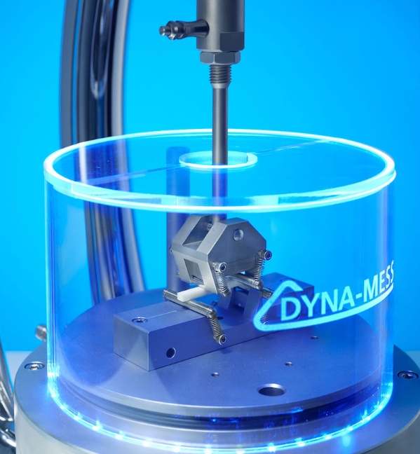 DYNAdent - Fatigue tests on dental implants - DYNA-MESS